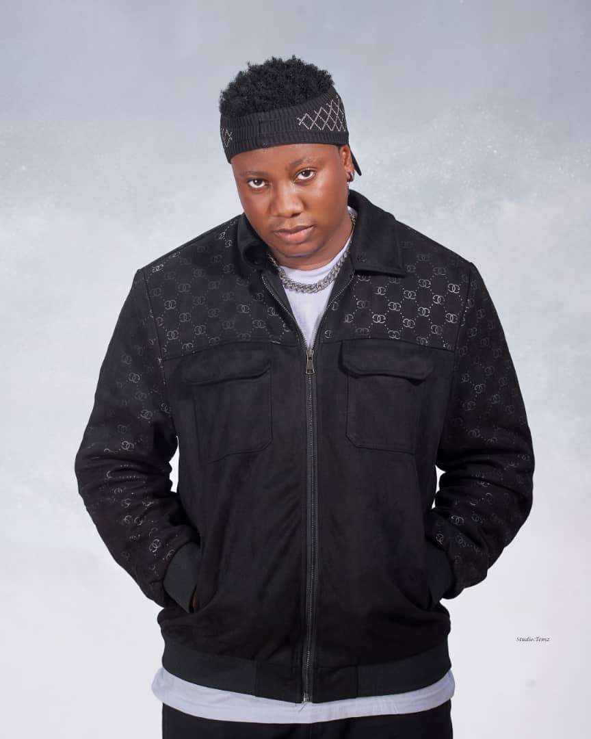 Meet ESQ, the extra-ordinary singer and 'Tango' crooner